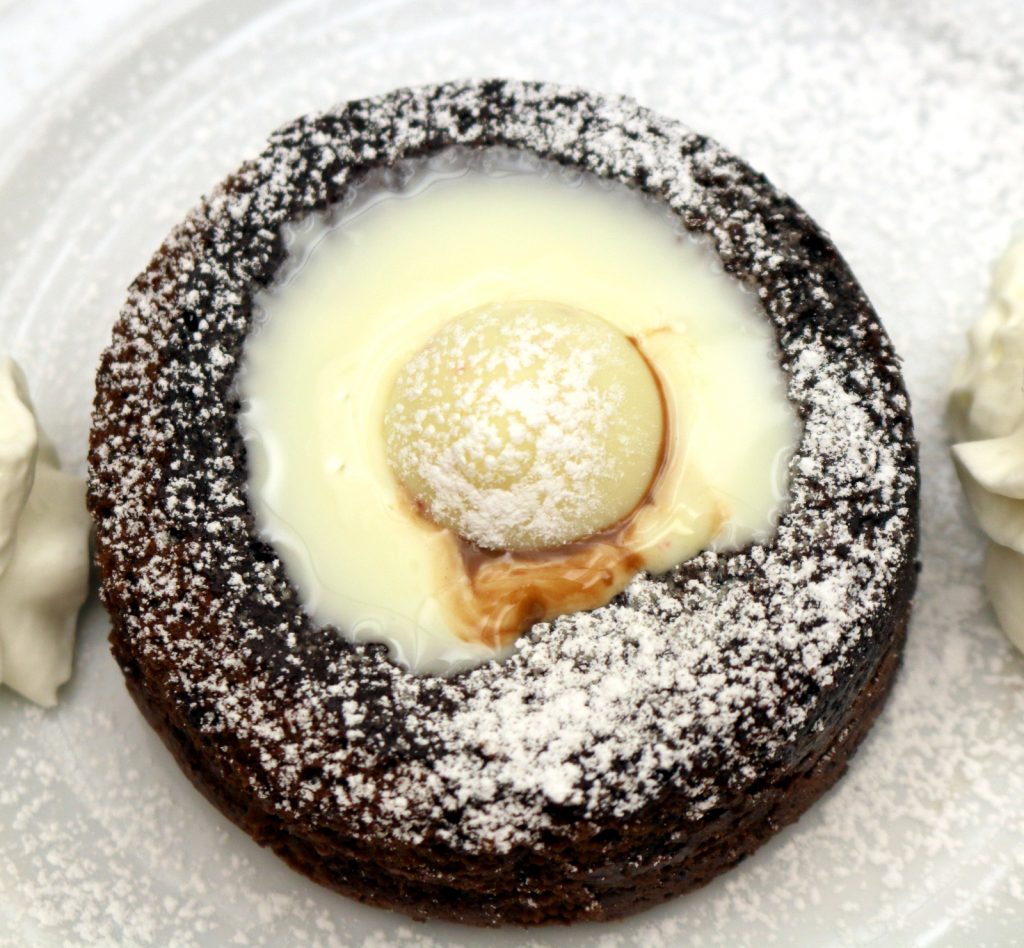 Black and White Lava Cake-Chocolate Explosion - 5 Star Cookies