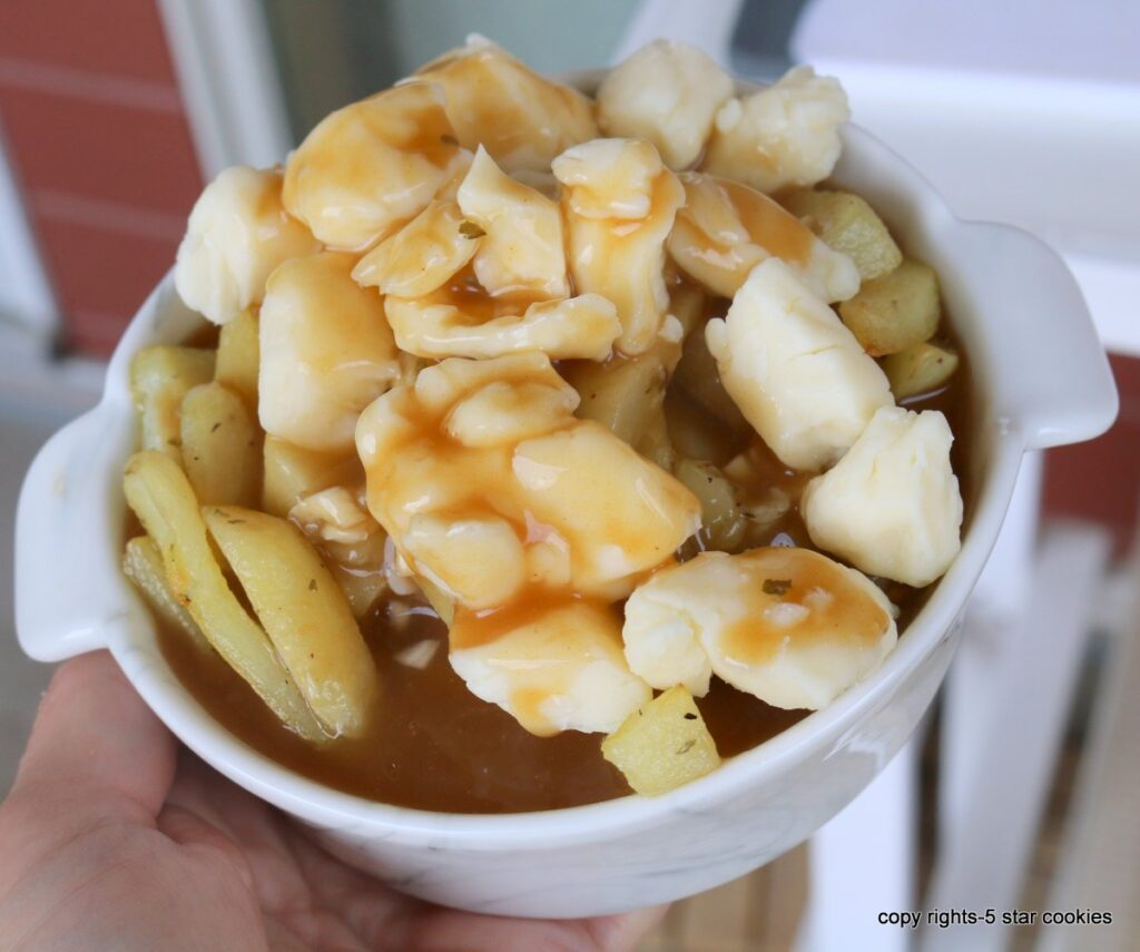 Poutine Recipe No 1 from Canada (Real Mess) - 5 Star Cookies
