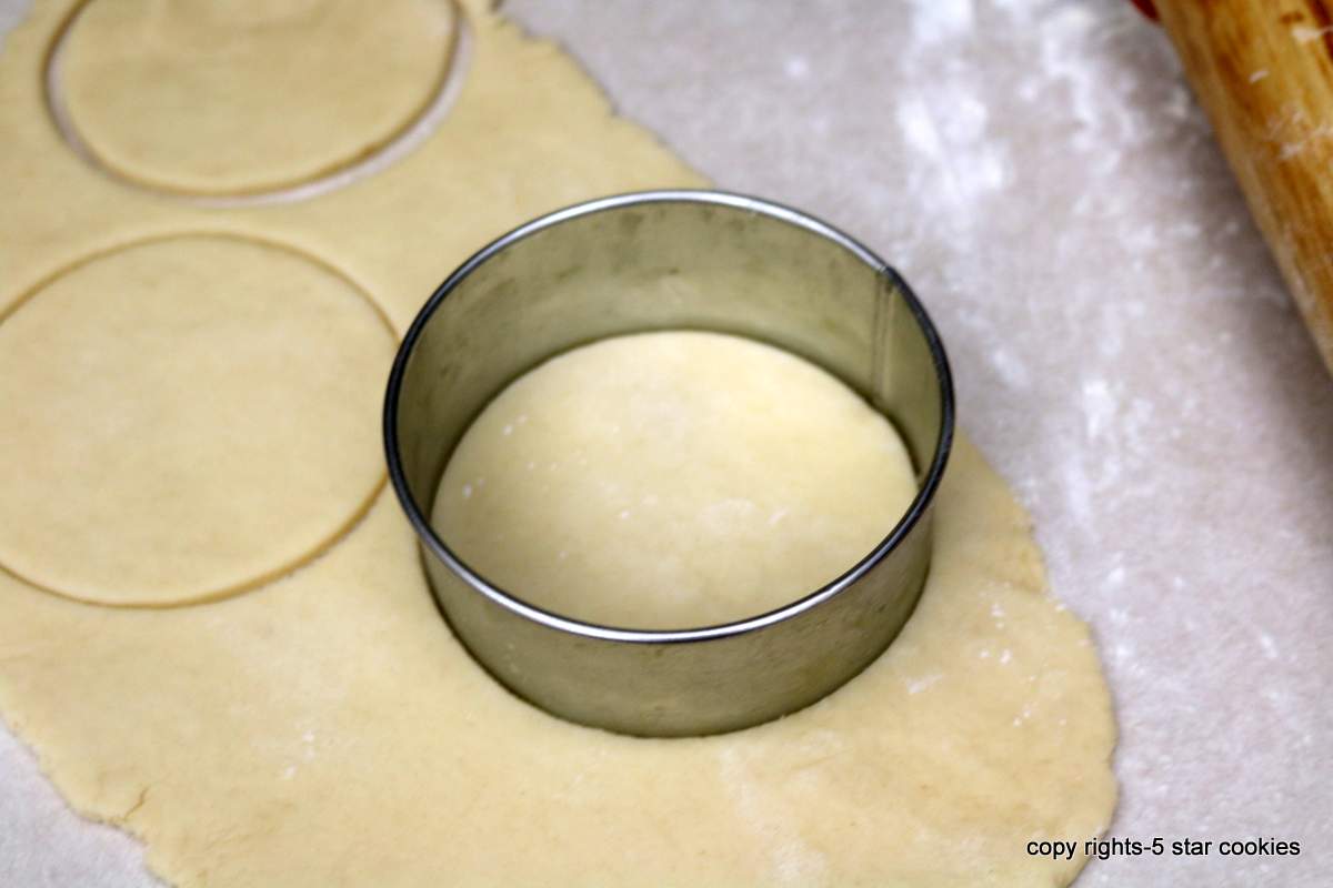Easy Mini Pie Crust or Butter Tart Shells - 5 Star Cookies