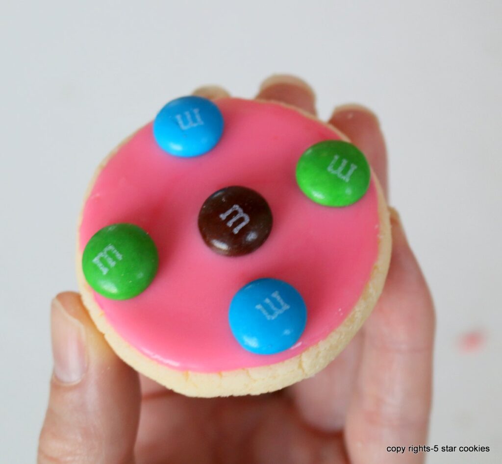 M&M Sugar Cookies (The Best Icing) - 5 Star Cookies