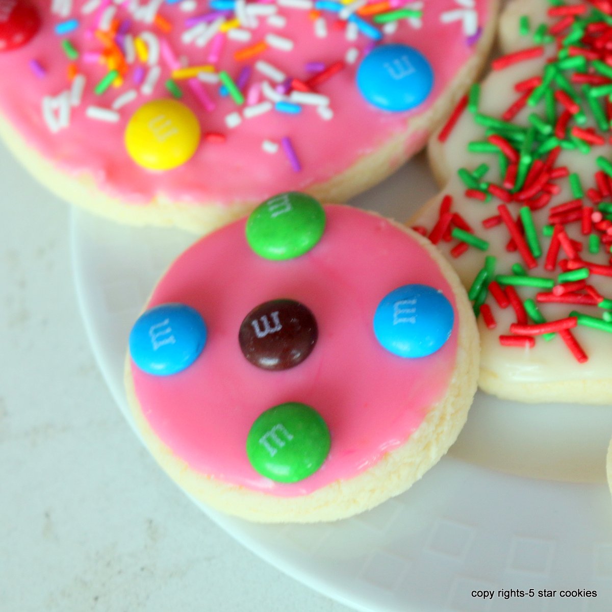 M&M Sugar Cookies (The Best Icing) - 5 Star Cookies