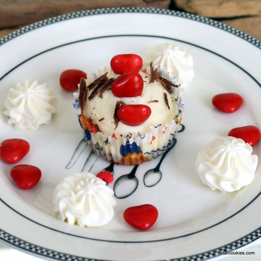 Easy Mini Cheesecakes Bites-The Best No Bake Recipe - 5 Star Cookies